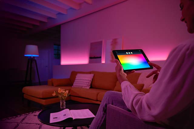 Les ampoules Philips Hue vulnérables aux hackers via une faille ZigBee Les ampoules Philips Hue vulnérables aux hackers via une faille ZigBee